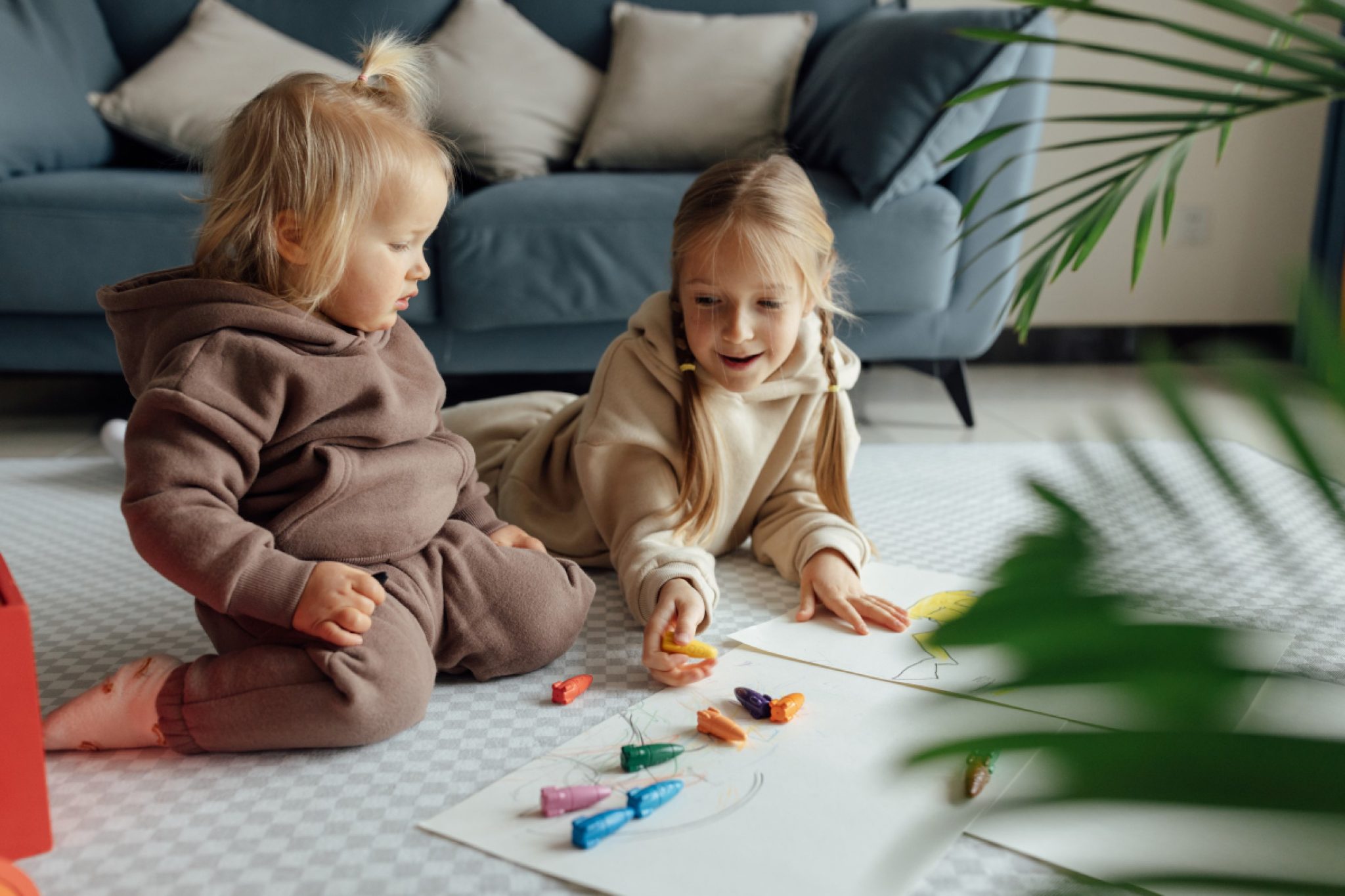How to foster a closer sibling relationship - Times²